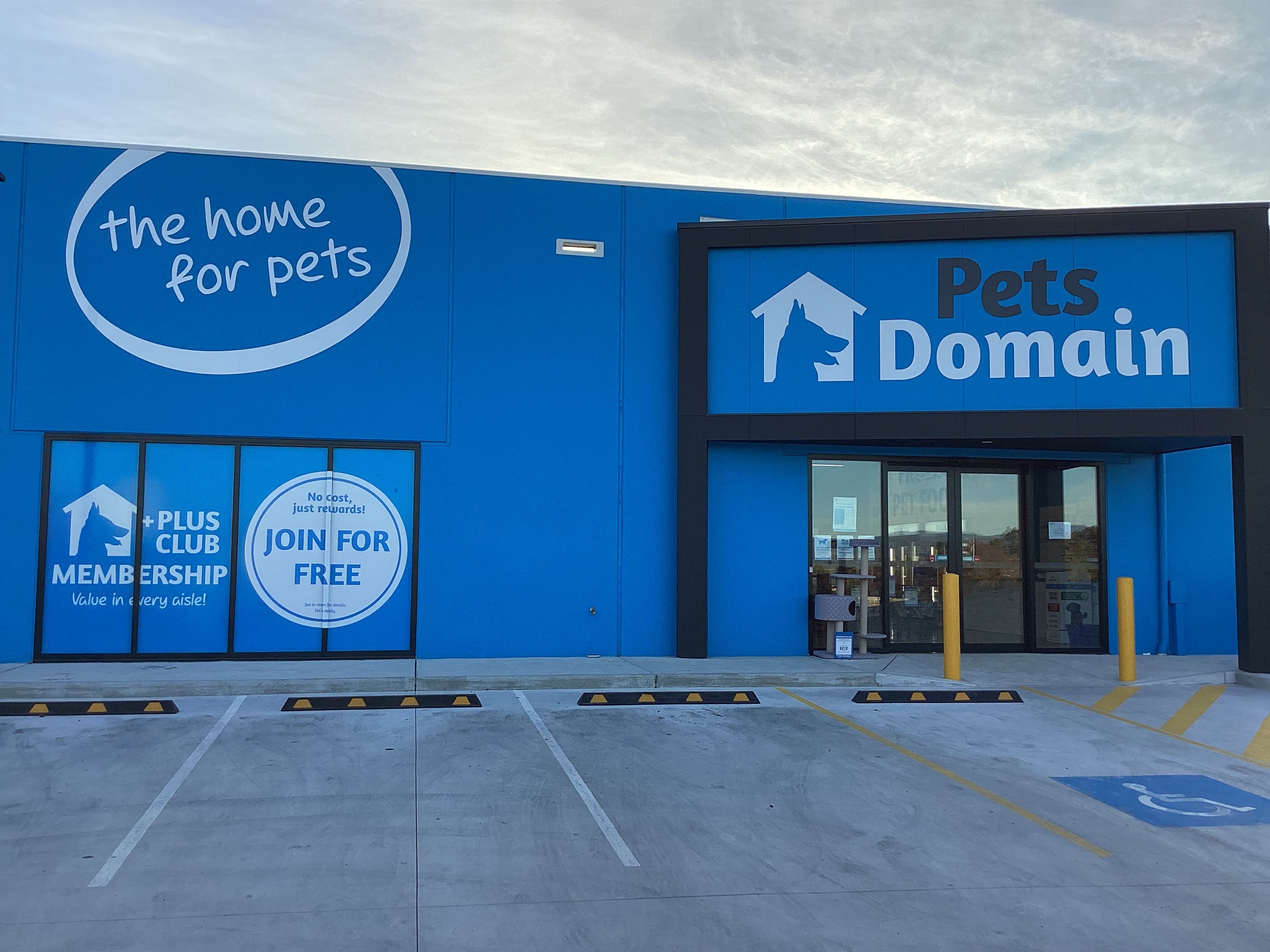 About Us – Pets Domain